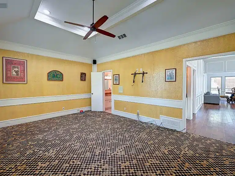 18104 Aramis Ln, Dallas, TX 75252 - DOJLife.com